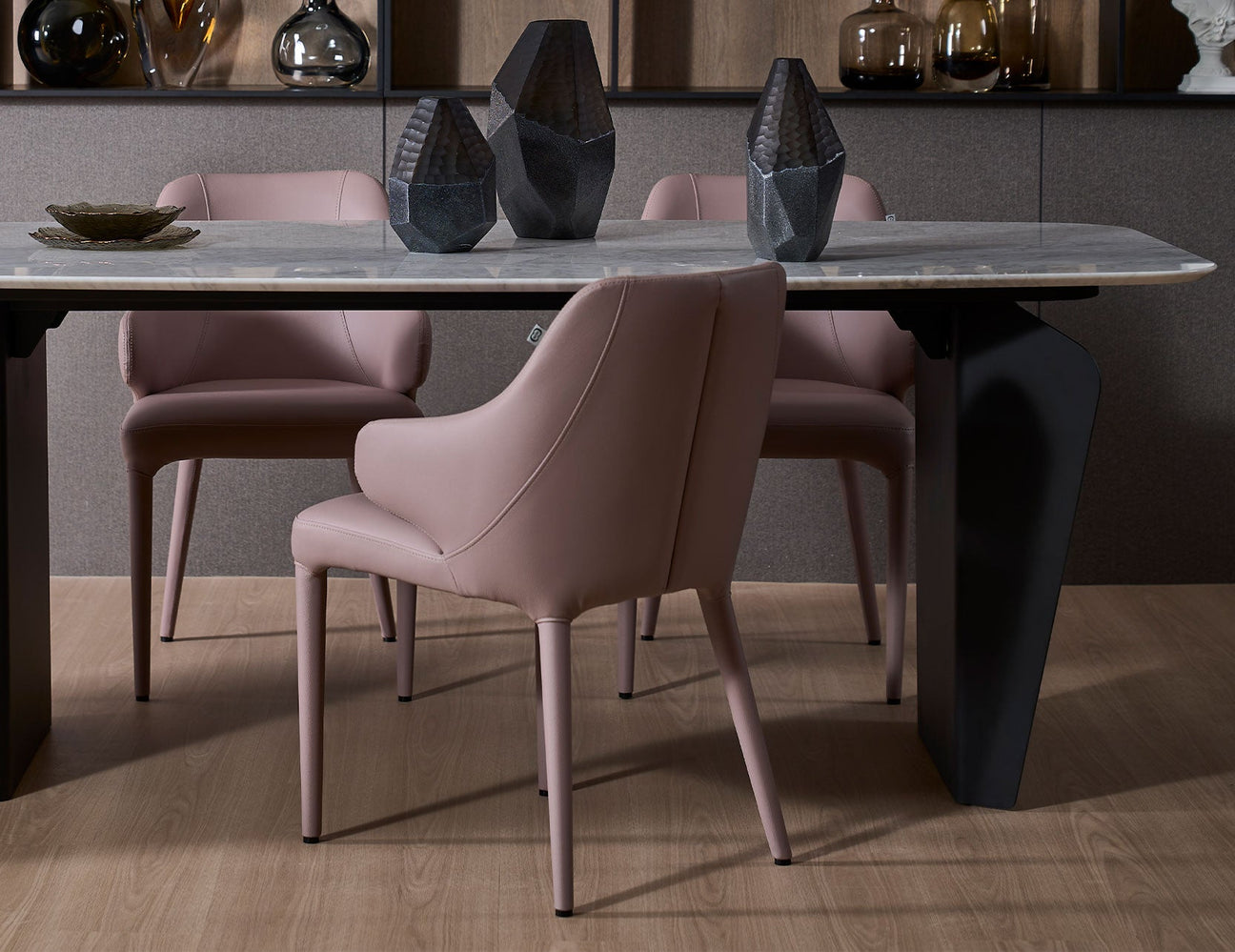 HUGG Dining Chair